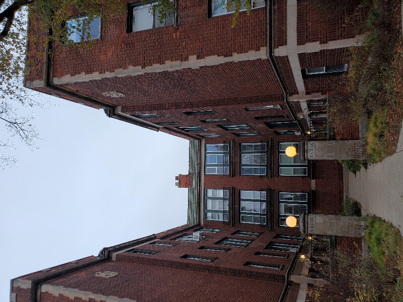 1960 W Ainslie St, Chicago, IL 60640 | Apartments.com