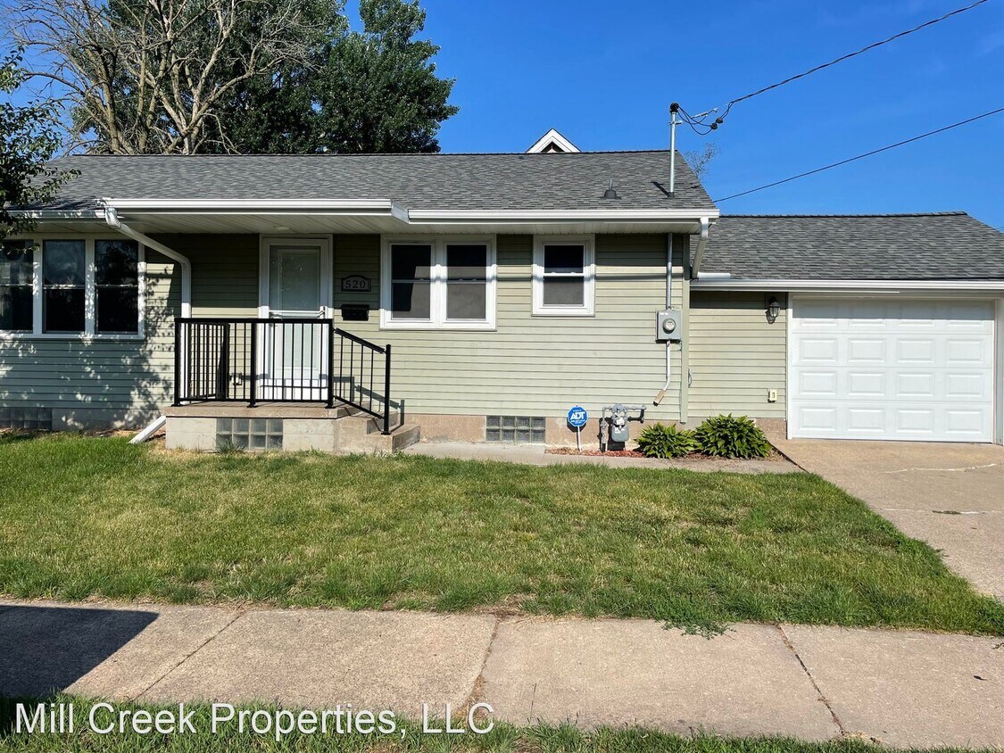 520 S 7th St, Clinton, IA 52732 - House Rental in Clinton, IA ...