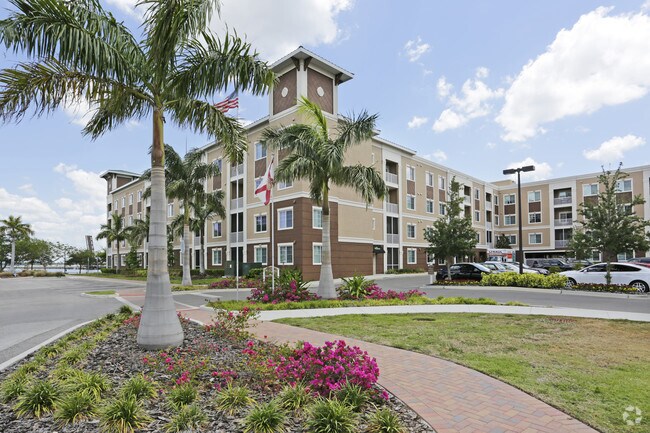 Riversong Apartment Homes - Bradenton, FL | Apartments.com