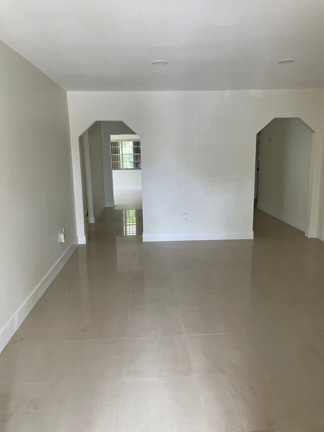 34 SW 48th Ct, Coral Gables, FL 33134 - House Rental in Coral Gables ...