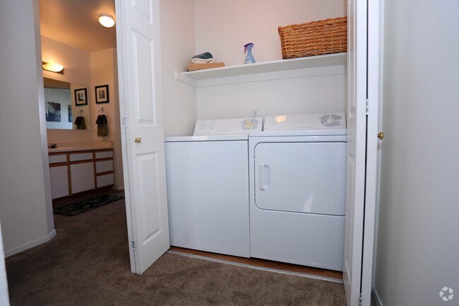 Oakstone Apartments - Clearfield, UT | Apartments.com