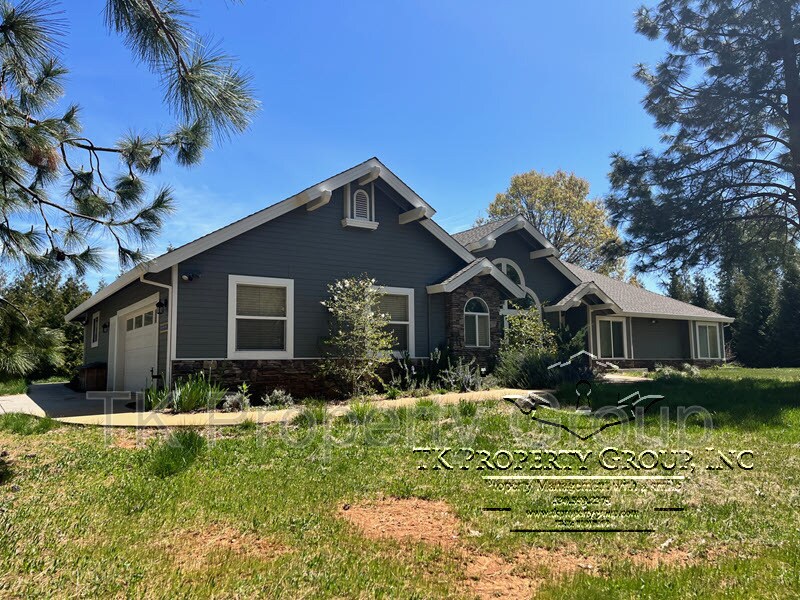 12311 McCourtney Rd, Grass Valley, CA 95949 - House Rental in Grass ...