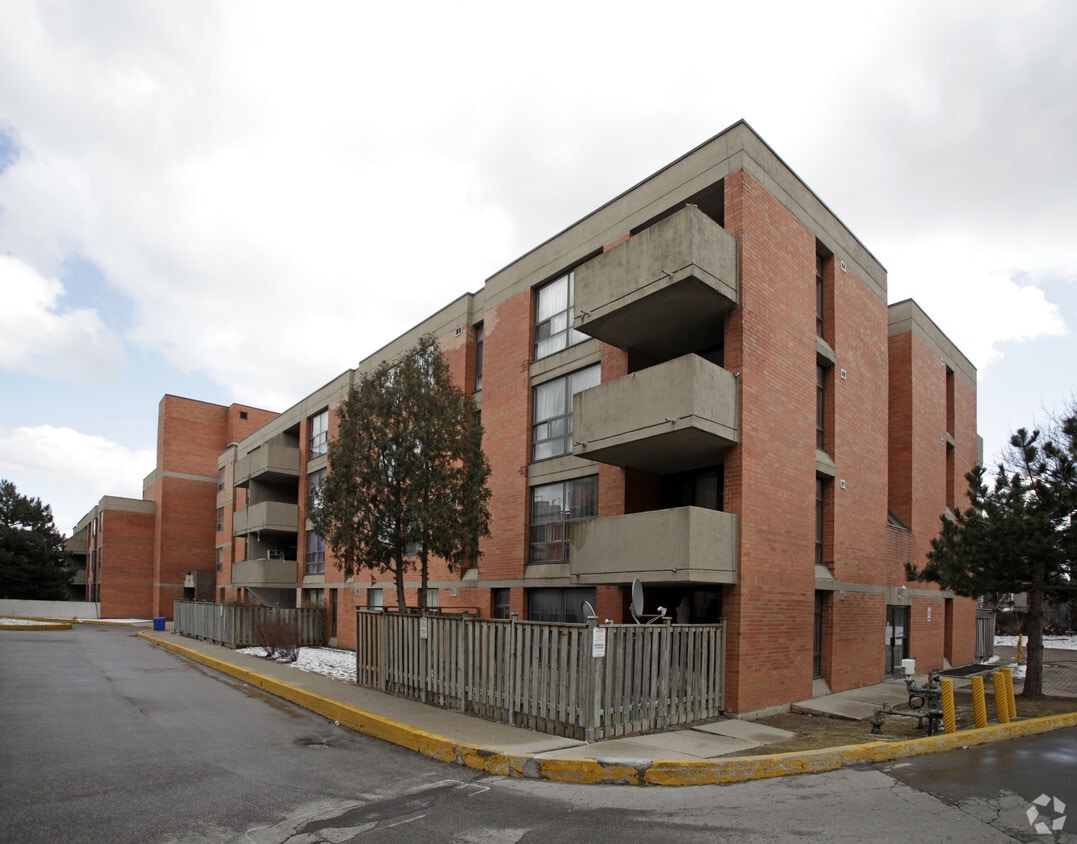 1701 Mccowan Rd, Toronto, ON M1S 2Y3 Apartments - 1701 Mccowan Rd ...