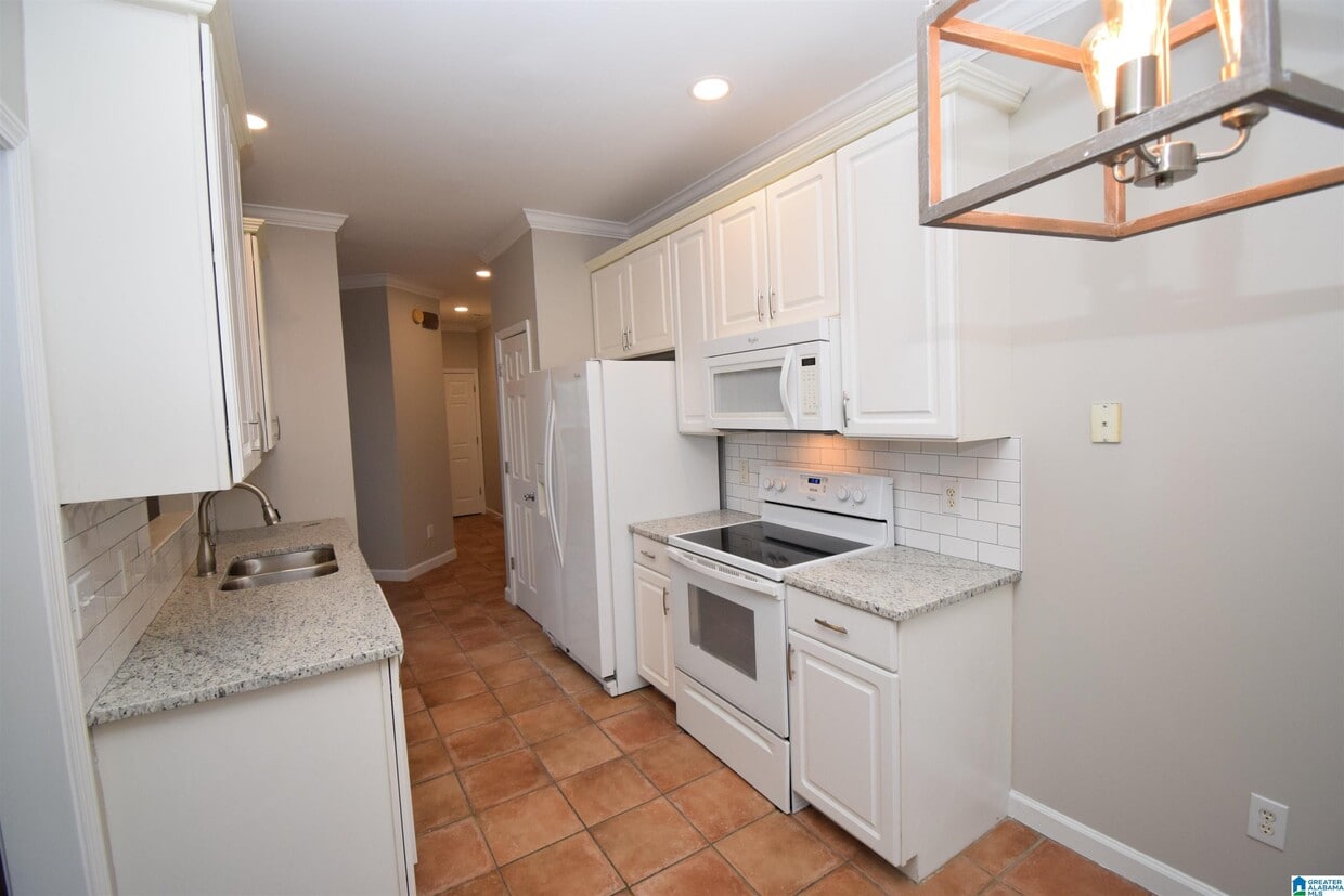 5725 Riverbirch Dr, Bessemer, AL 35022 - House Rental in Bessemer, AL ...