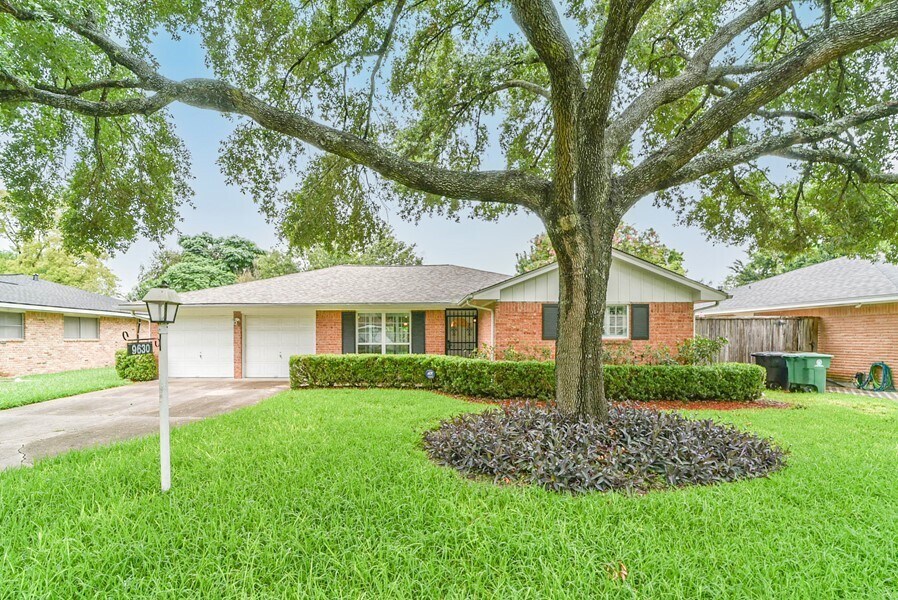 9630 Meadowvale Dr, Houston, TX 77063 - House Rental in Houston, TX ...