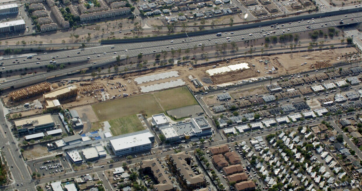 Hangar 44 - Apartments in Phoenix, AZ | Apartments.com