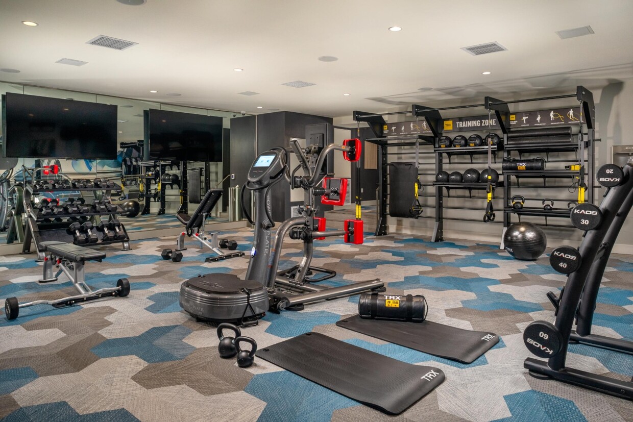 Catherine Santa Monica - 1625 Lincoln Blvd Santa Monica, CA 90404 ...