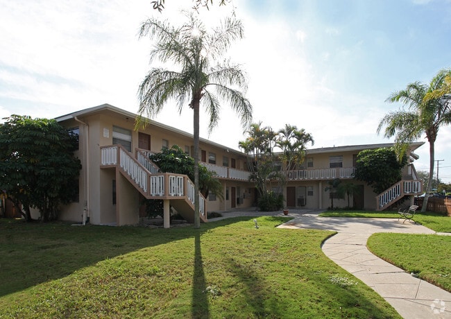 Boynton Heights 1 Bedroom Apartments for Rent - Boynton Beach, FL - 3 ...