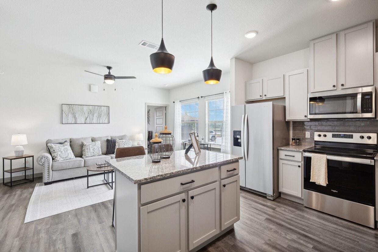 Azora Ranch Apartments - 5050 Azle Ave Fort Worth, TX 76106 ...