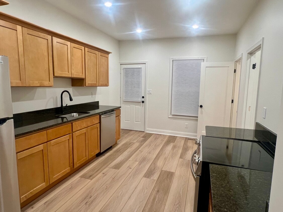 44 S River St, Enfield, CT 06082 - Townhome Rentals in Enfield CT ...