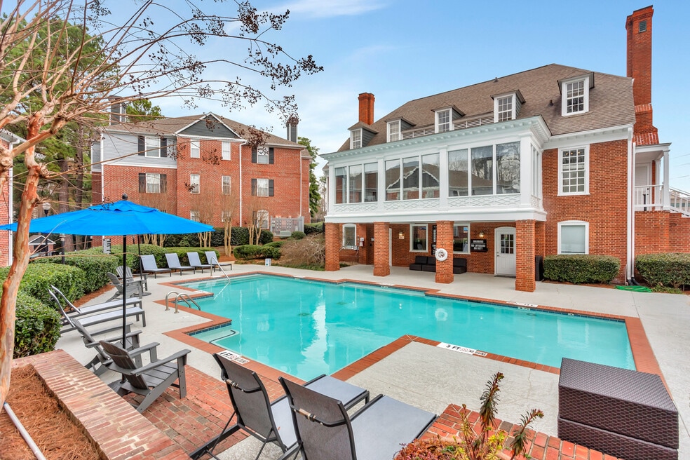 639 Garden Walk Boulevard