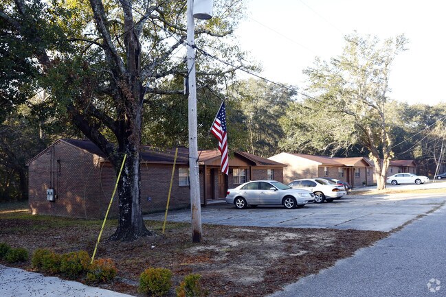 Bennett Apartments - Pensacola, FL | Apartments.com