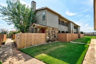 Quail Springs Condominiums Loft Apartments for Rent - Oklahoma City, OK ...
