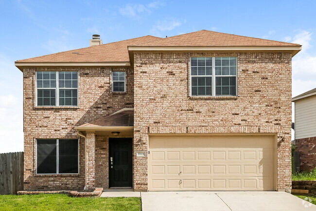Falcon Ridge Apartments for Rent with a Yard - Fort Worth, TX - Updated ...