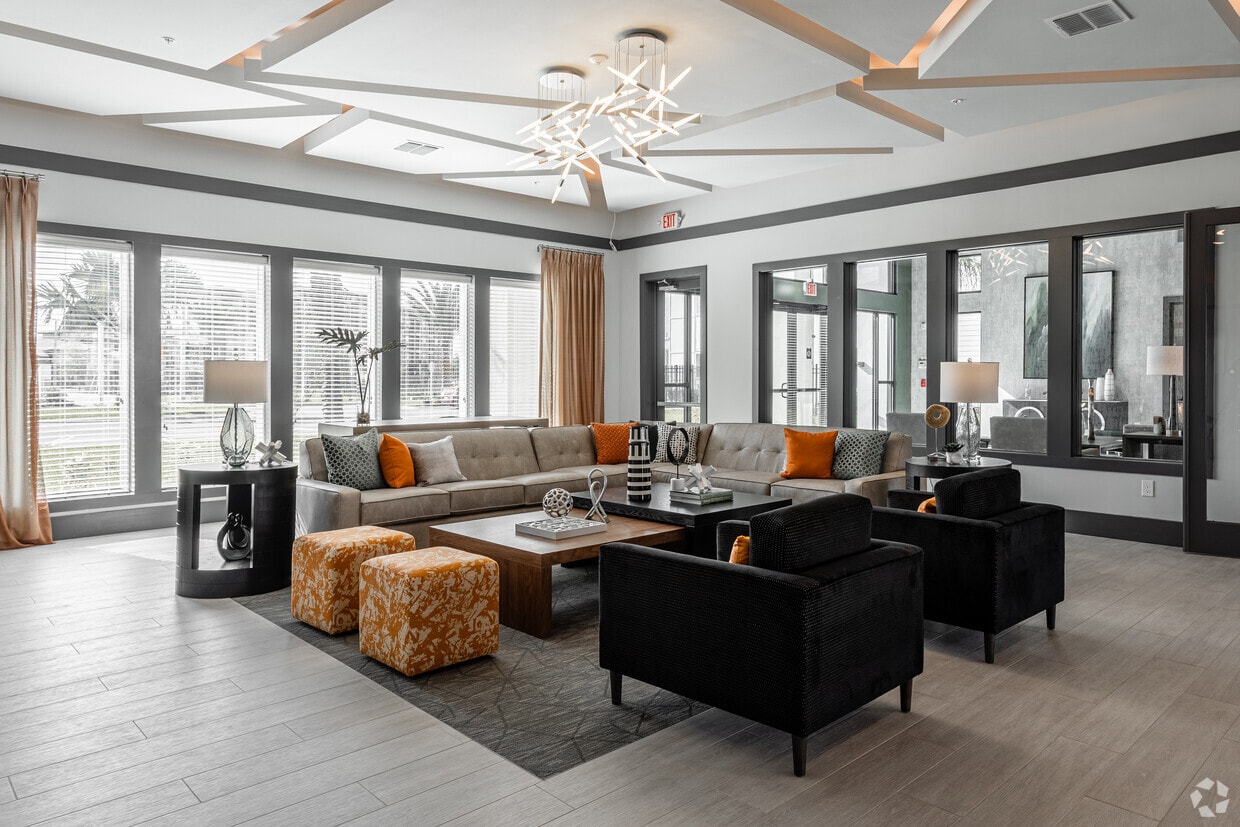 Madison Pointe Apartments - 1310 Tomoka Town Center Dr Daytona Beach ...