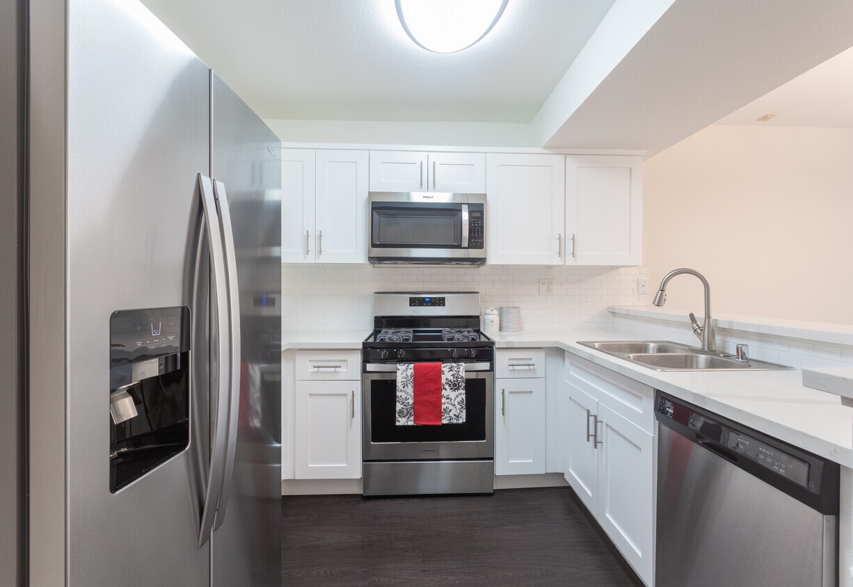 Park Regency Apartments Apartments - 3128 Oak Rd Walnut Creek, CA ...