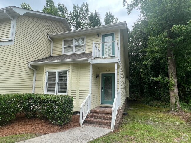 Landfall - Wilmington, NC: Neighborhood Guide | Apartments.com