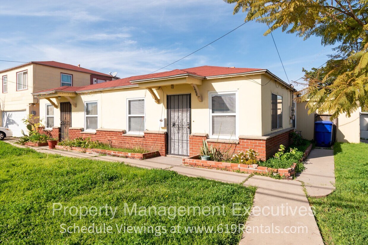 3690-3690 Sunset Ln Unit 3688 Sunset Lane, San Diego, CA 92173 - Room ...