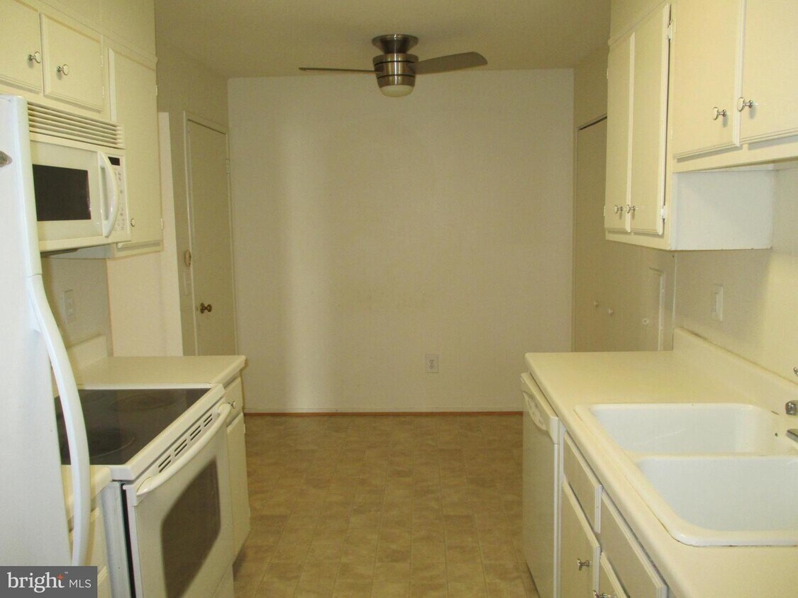 6101 Edsall Rd Unit 1207, Alexandria, VA 22304 - Condo for Rent in ...