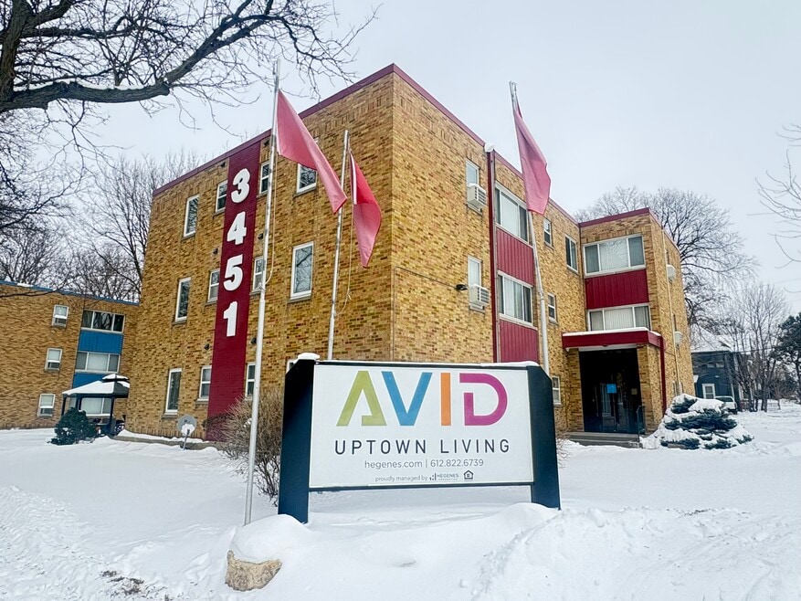 Student | Uncommon Dinkytown - 1212 4th St Se Minneapolis, MN 55414 ...