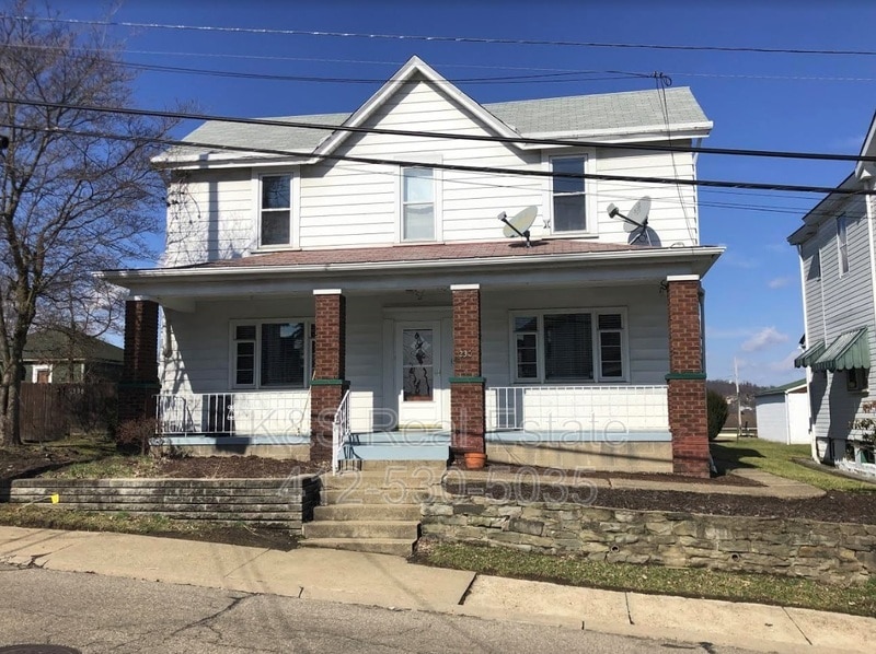230 Magazine St, Carnegie, PA 15106 - Condo for Rent in Carnegie, PA ...