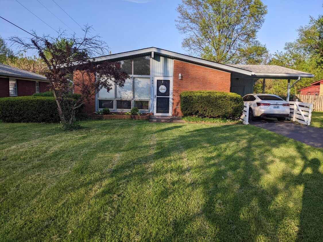 1801 Wickham Way, Louisville, KY 40223 - House Rental in Louisville, KY ...