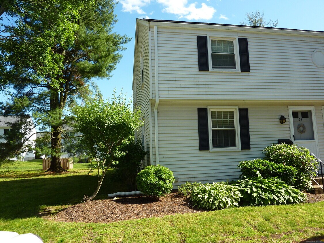 34 Butternut Dr Unit 34, Glastonbury, CT 06033 - Condo for Rent in ...