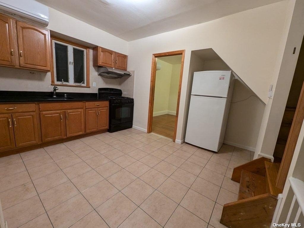 61-39 136th St Unit 2 fl, Queens, NY 11367 - Room for Rent in Queens ...