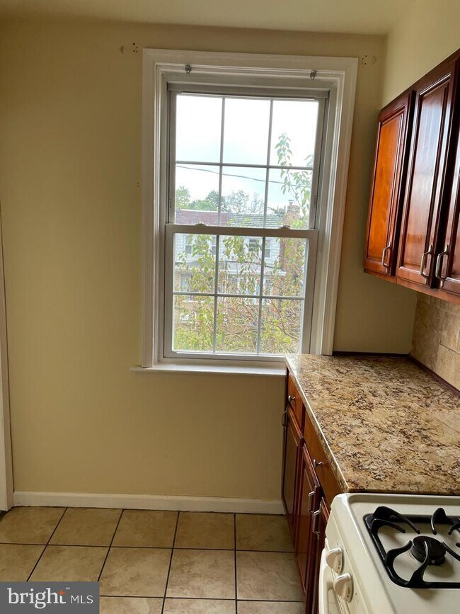 1909 W Nedro Ave, Philadelphia, PA 19141 - Townhome Rentals in ...