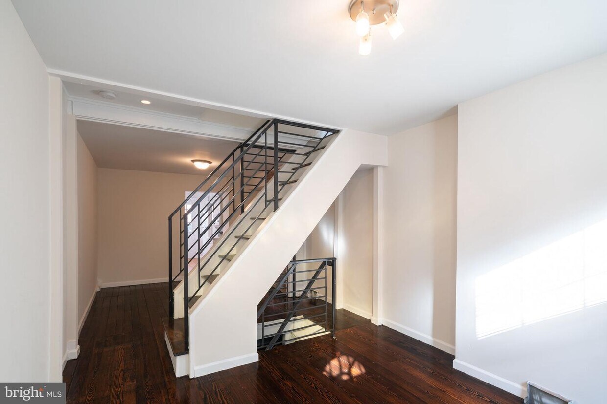 347 Gerritt St, Philadelphia, PA 19147 - Townhome Rentals in ...