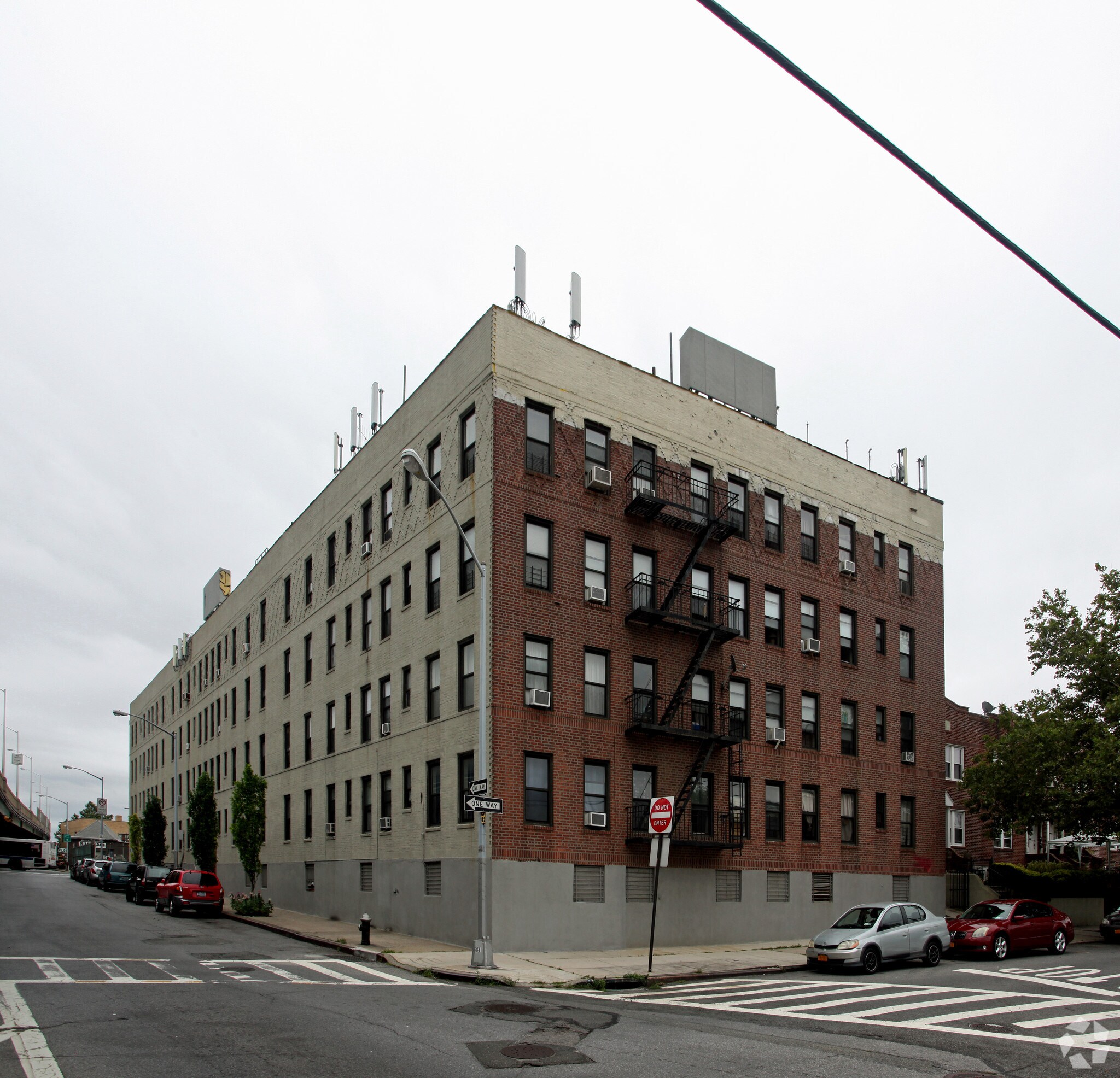 47-10 Laurel Hill Blvd, Woodside, NY 11377 - 47-10 Laurel Hill Blvd ...