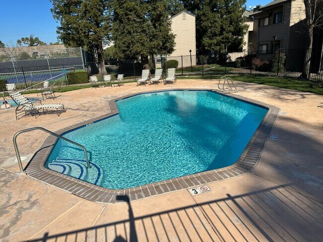 3715 Tallyho Dr Unit 163, Sacramento, CA 95826 - Condo for Rent in ...