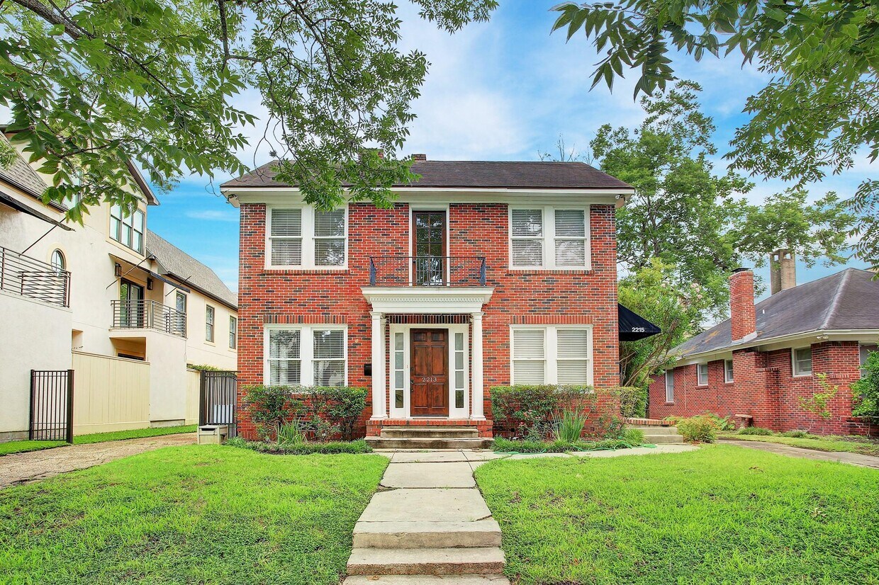 2213 Devonshire St Houston, TX 77019 - Alquileres en Houston, TX ...