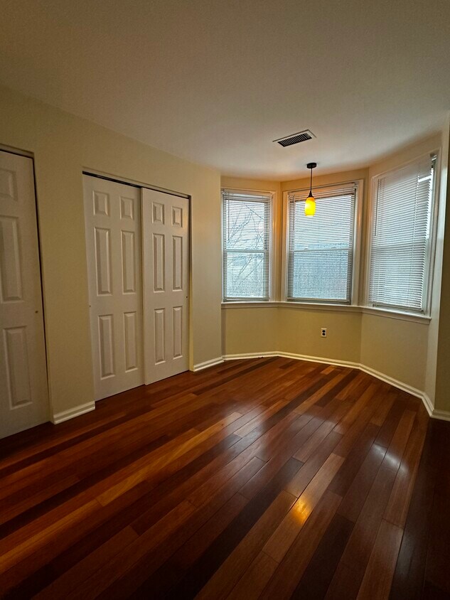 910 N 2nd St Unit 2nd Floor, Philadelphia, PA 19123 - 910 N 2nd St ...