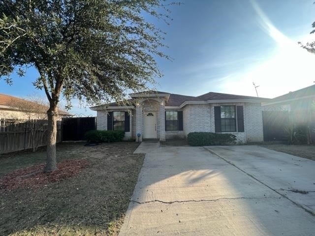 4103 Marla Dr, Laredo, TX 78046 - House Rental in Laredo, TX ...