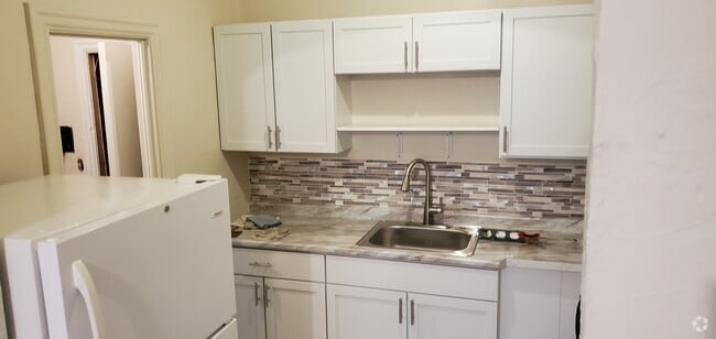 West Cleveland Apartments for Rent with High Ceilings - Cleveland, OH ...