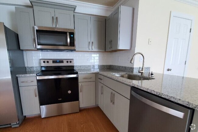 2 Bedroom Apartments for Rent under $1,600 in Virginia Beach VA