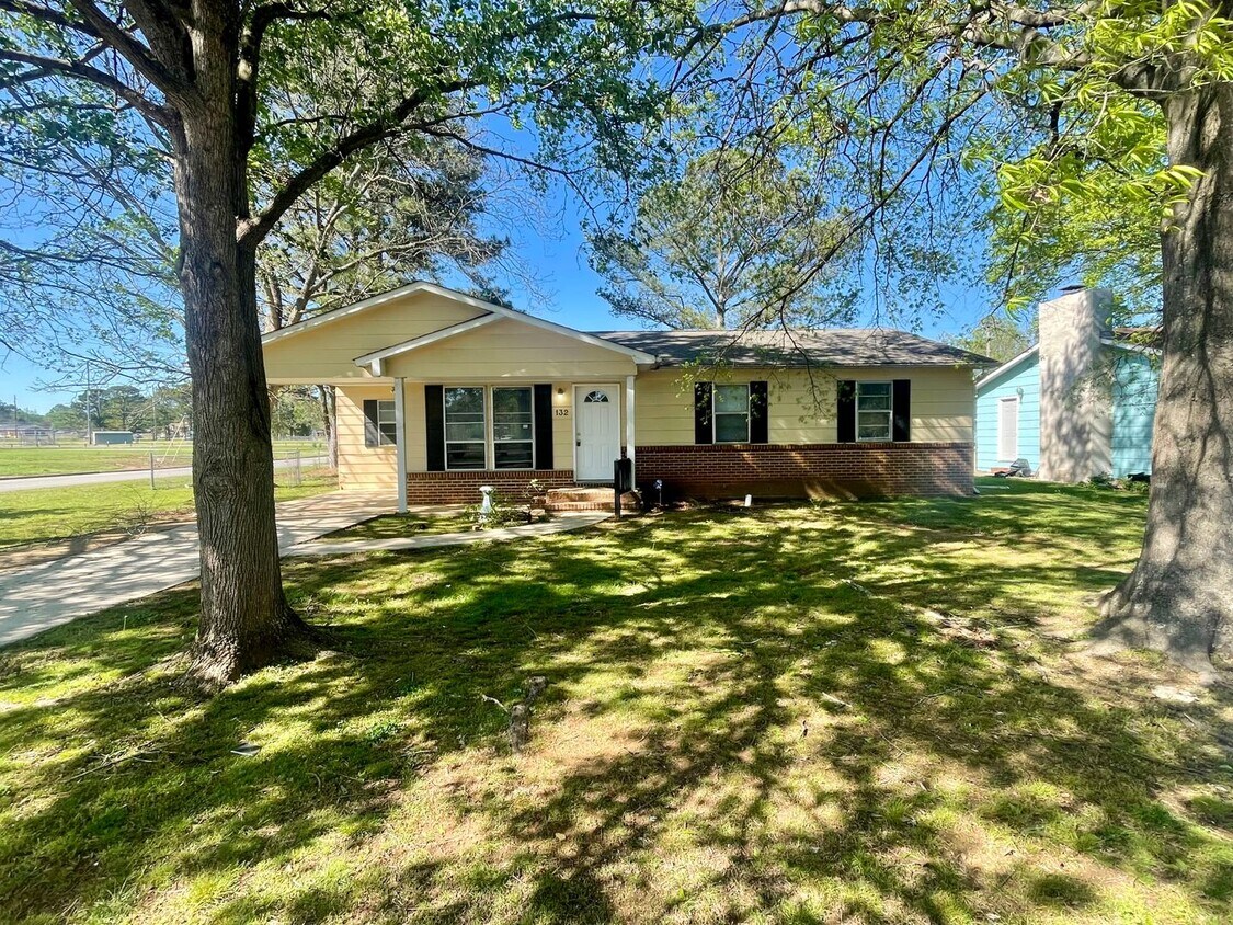 132 Daniel St SW, Decatur, AL 35601 - House Rental in Decatur, AL ...