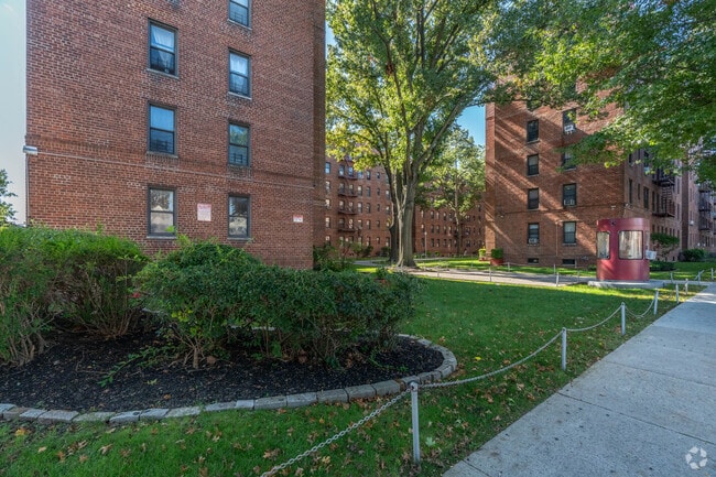 Harry Silver Housing Company, Inc. - Apartments in Brooklyn, NY ...