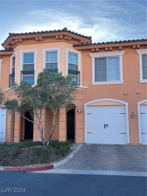 34 Via Vasari, Henderson, NV 89011 - Townhome Rentals in Henderson NV | Apartments.com