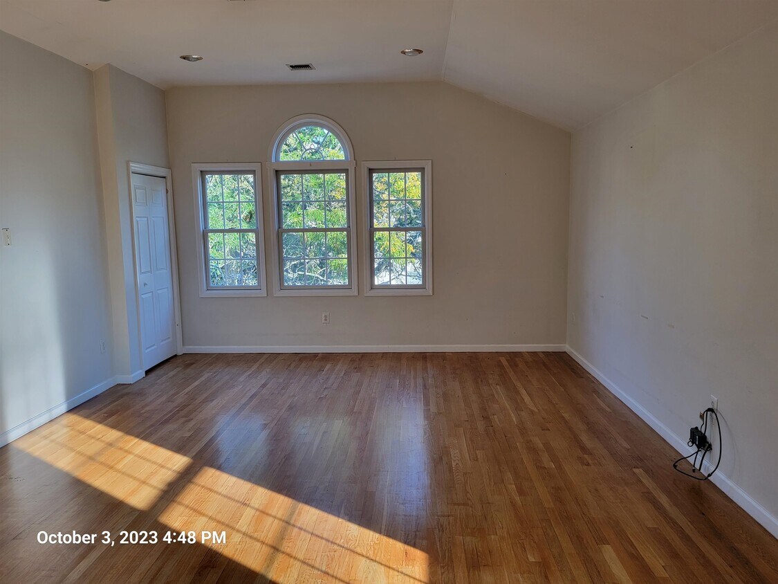 609 West Side Ave Unit 2, Jersey City, NJ 07304 - Condo for Rent in Jersey City, NJ | Apartments.com