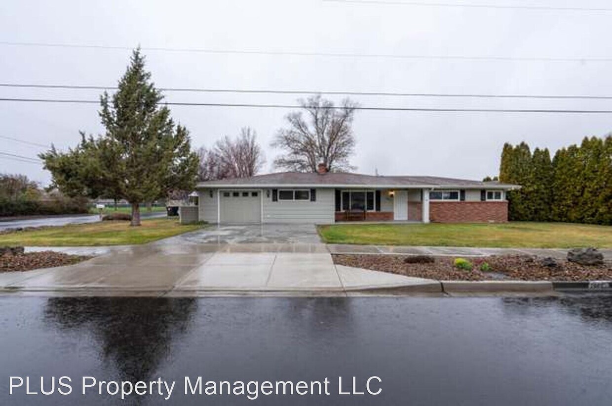 1071 SW 15th St, Redmond, OR 97756 - House Rental in Redmond, OR ...