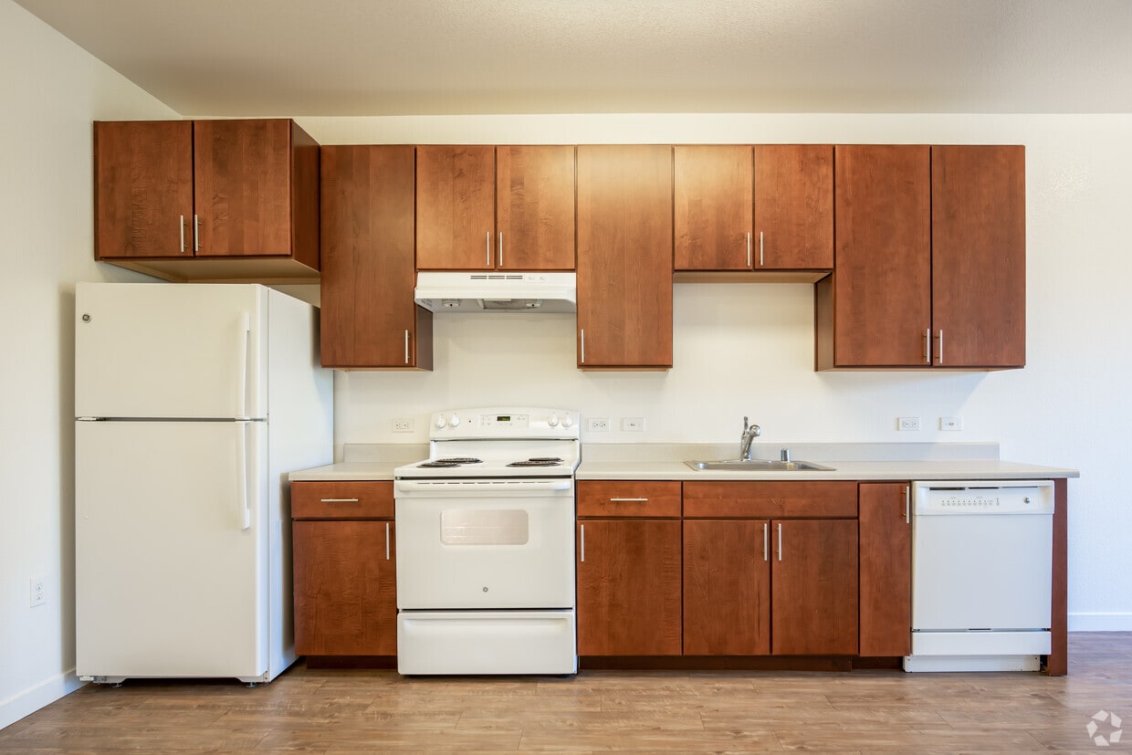 Charlotte Park Apartments - 5875 Charlotte Dr San Jose, CA 95123 ...