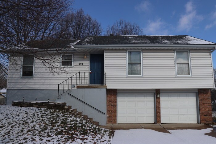 509 SE Moreland School Rd, Blue Springs, MO 64014 - House Rental in ...