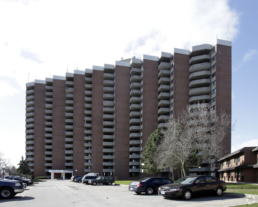 Robin Hood Appartements - 1 Dean Park Rd Toronto, ON | Apartments.com