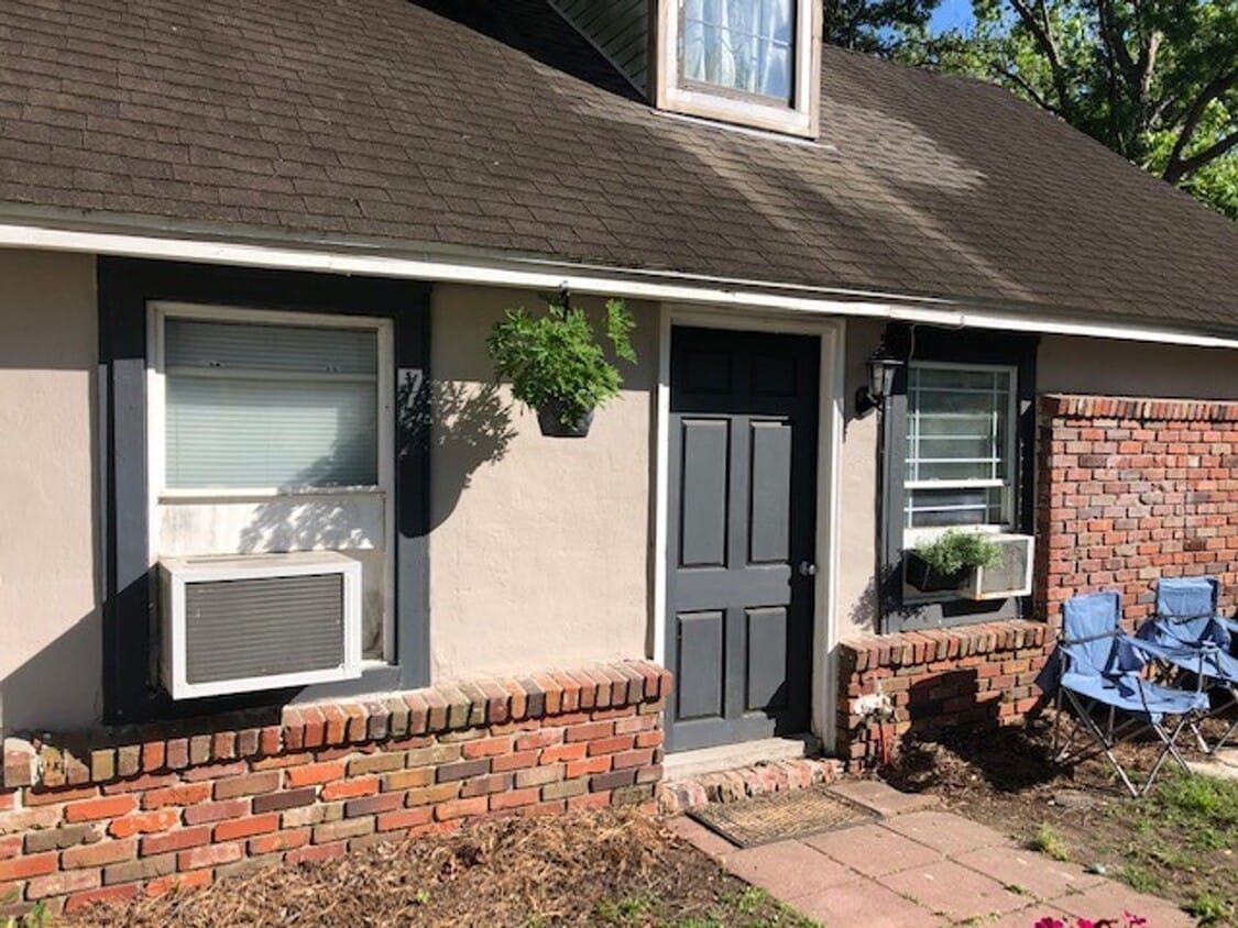 1921 English St Unit 1921 English St B, North Charleston, SC 29405 ...