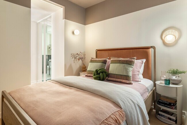 Journal Square Urby - Apartments in Jersey City, NJ | Apartments.com