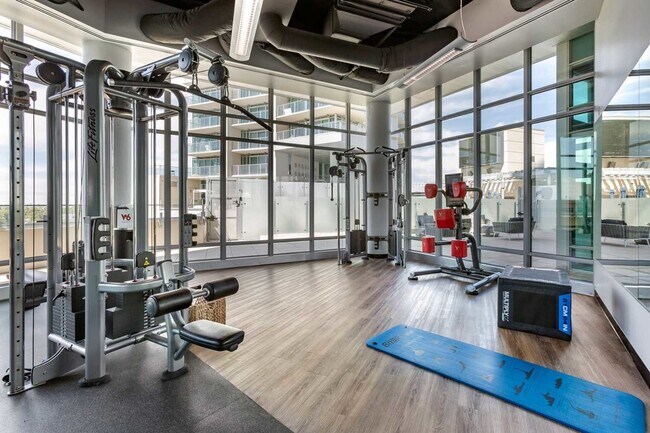 West 6th - Apartments in Tempe, AZ | Apartments.com
