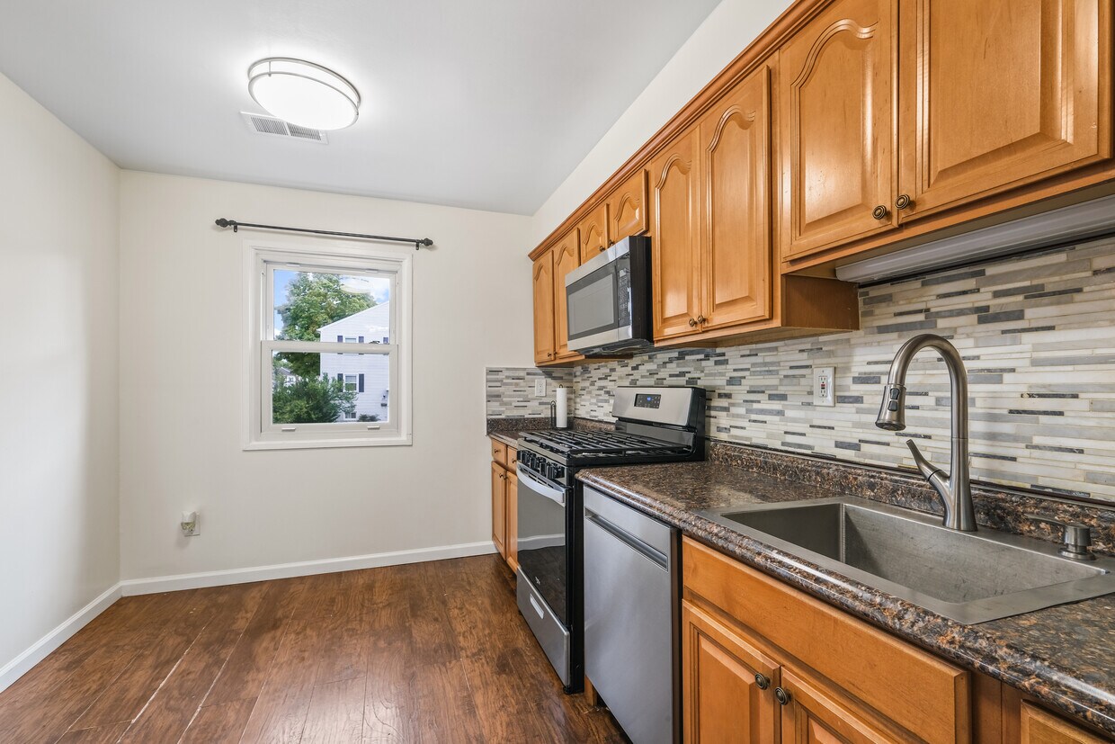 7536 Quail Run Ln, Manassas, VA 20109 - Townhome Rentals in Manassas VA ...
