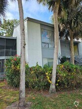 Tymber Skan on the Lake Apartments for Rent with a Swimming Pool ...